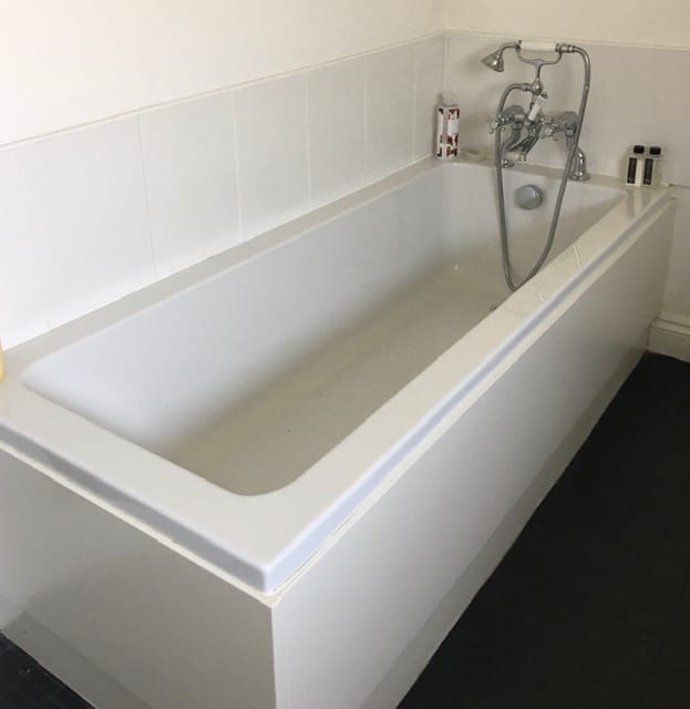 Washing and bathing advice - Independent Living Centre